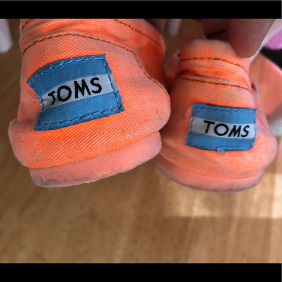 Toms | Shoes | Rare Toms Slip On Bright Orange Shoes Sz 6 | Poshmark